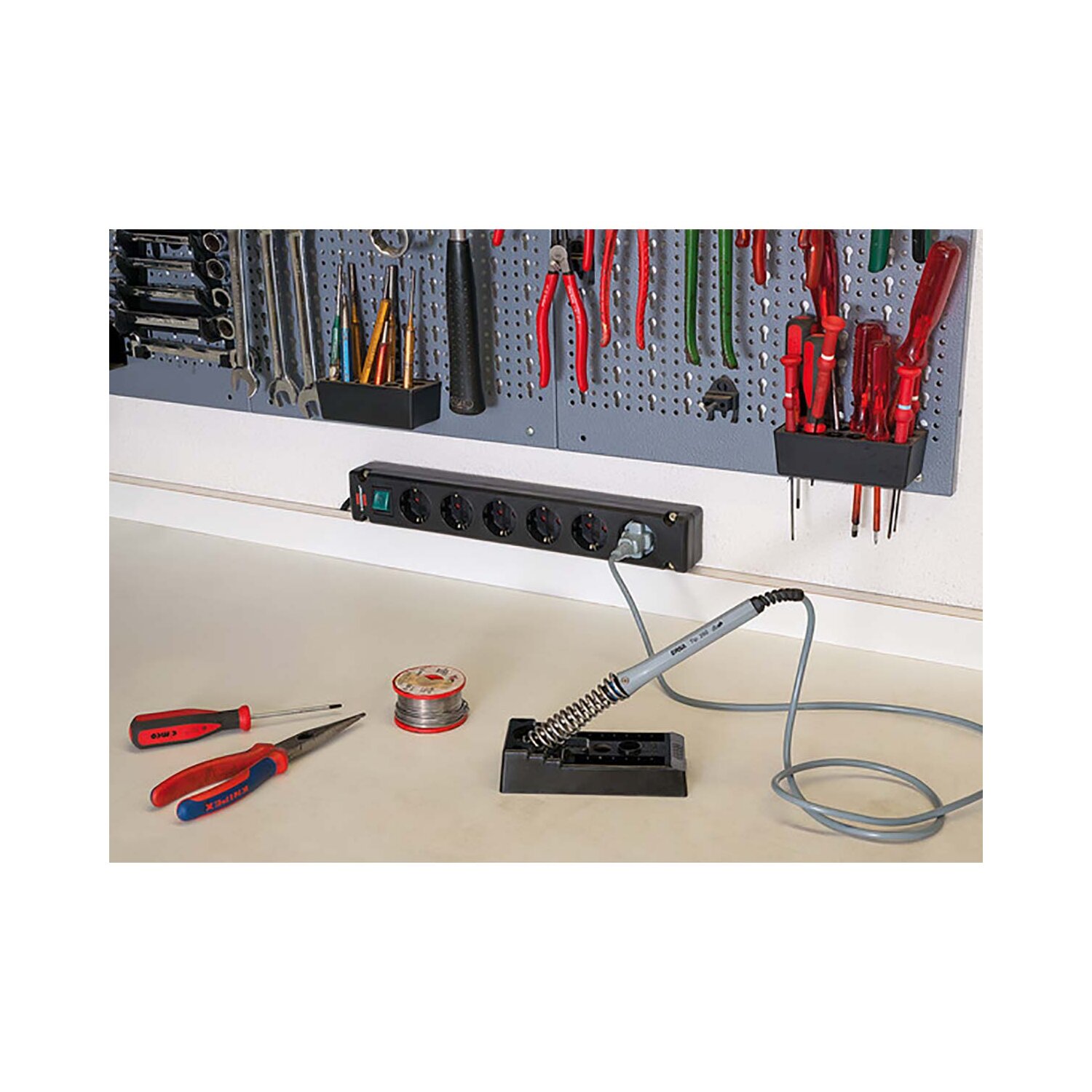 6-fach Steckdosenleiste Steckerleiste Werkstatt Wandmontage Mehrfachs ...